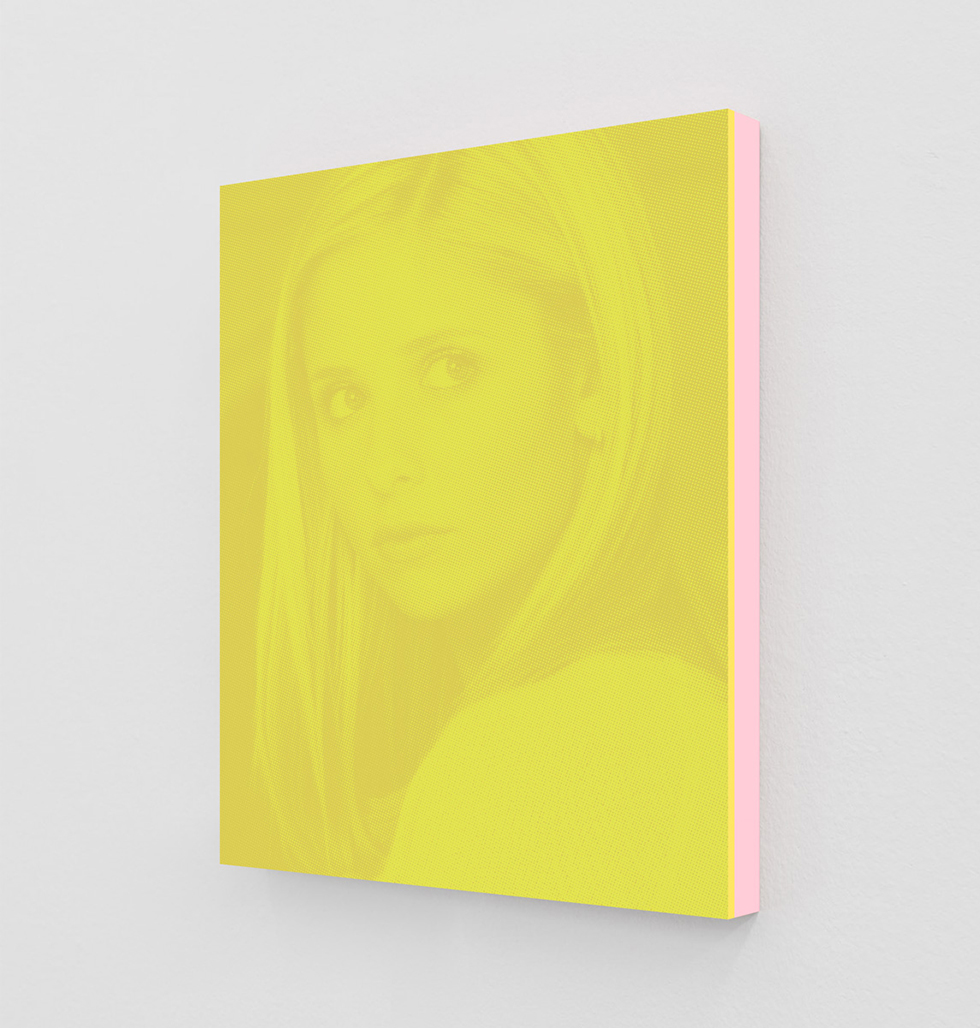 Sarah Michelle Gellar as Buffy (Gamboge) | CLAMP