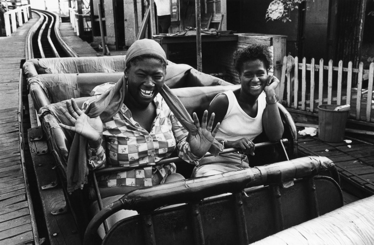 Two Laughing Girls on Ride | CLAMP